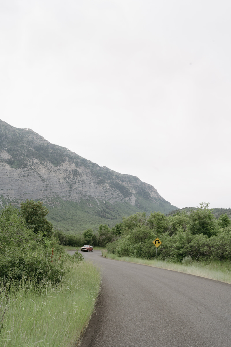 Why Documentary-Style Wedding Photography is Perfect for Modern Brides